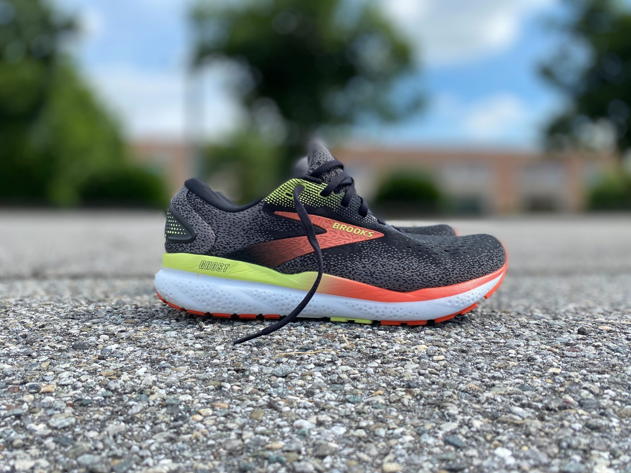 Un nuovo DNA (Loft V3) per Brooks Ghost 16: le nostre prime impressioni ...