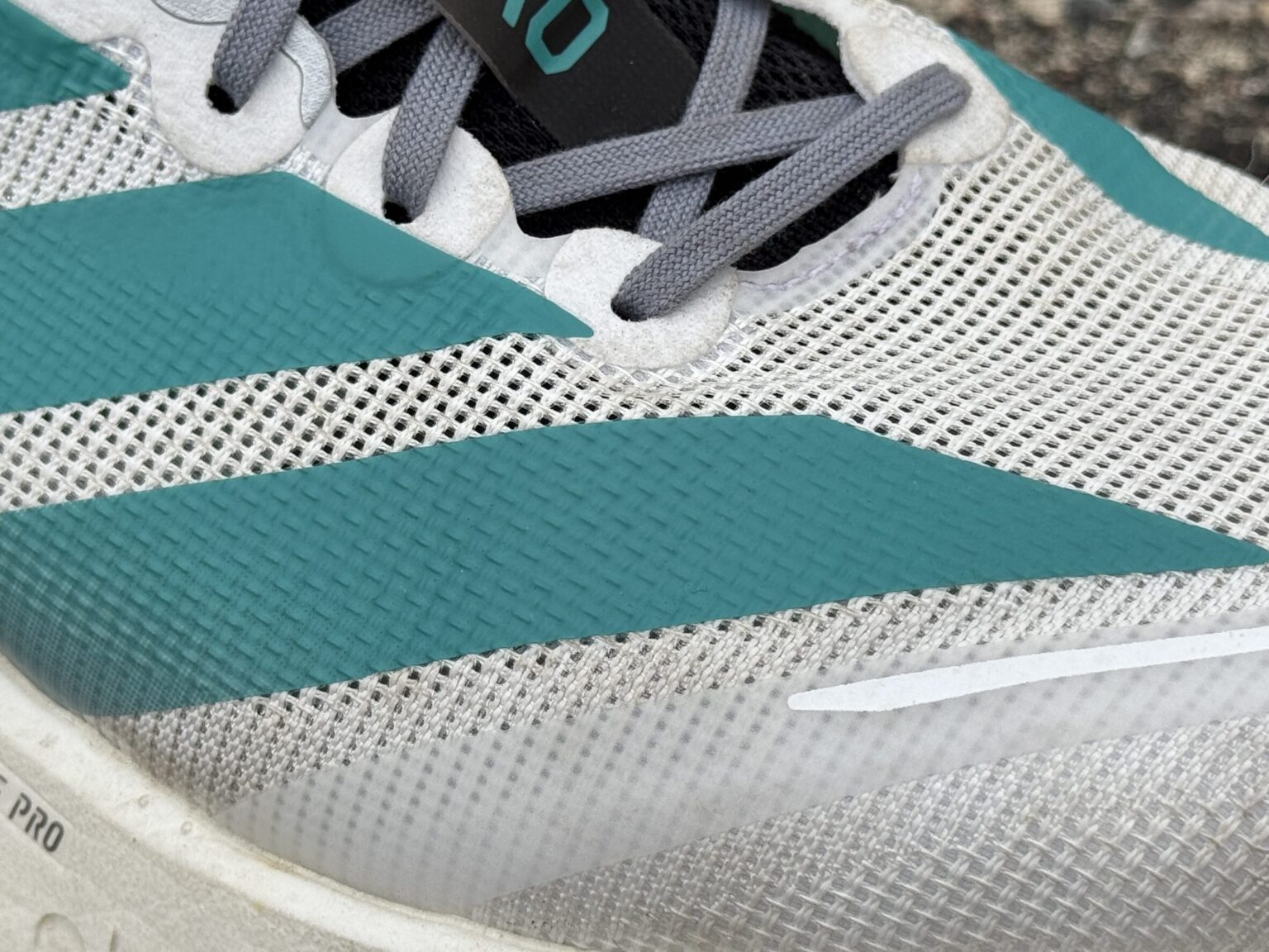 Adidas Adizero Boston 13, l'intermedia che unisce tradizione e ...