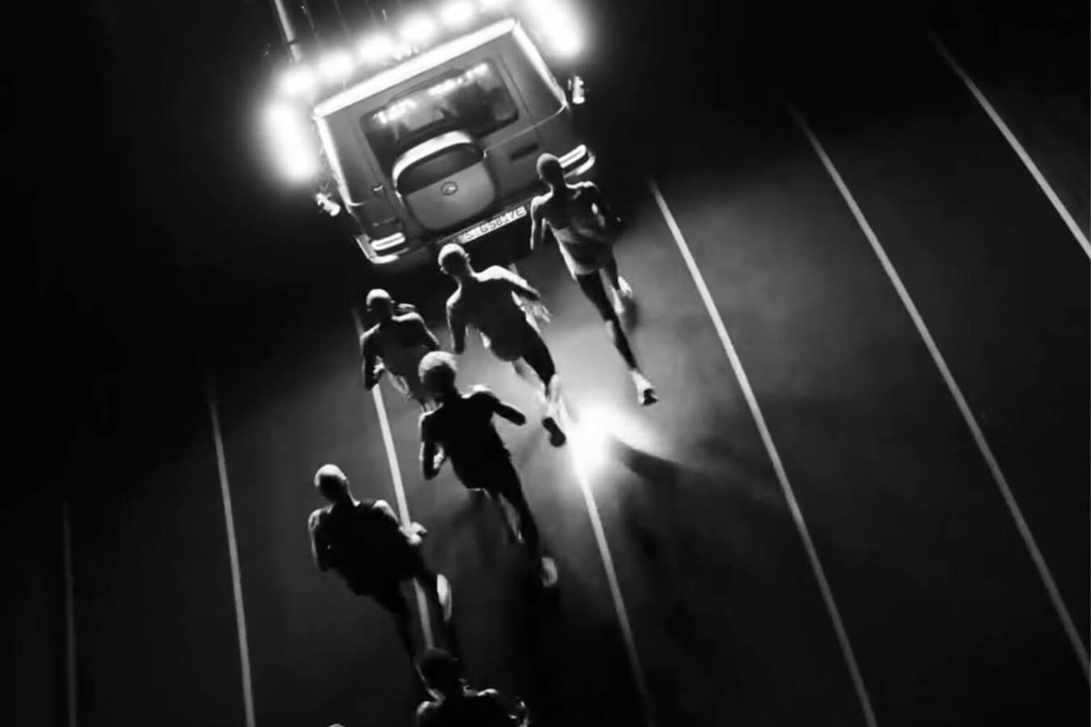 "Chasing 100": la sfida di Adidas per il record mondiale sui 100 km ...