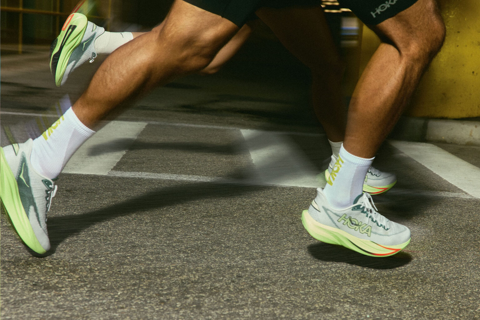 Hoka Mach 7: un'intermedia classica, ma non troppo - The Running Club